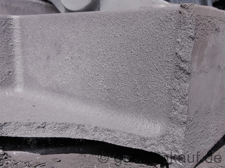 Bruchgefüge eines Gussteils aus Gusseisen mit Lamellengraphit.